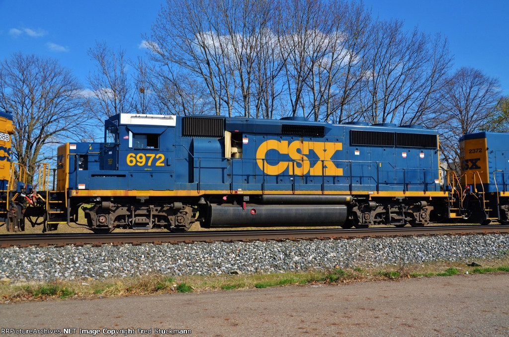 CSX 6972 is the mother unit for the 2372.